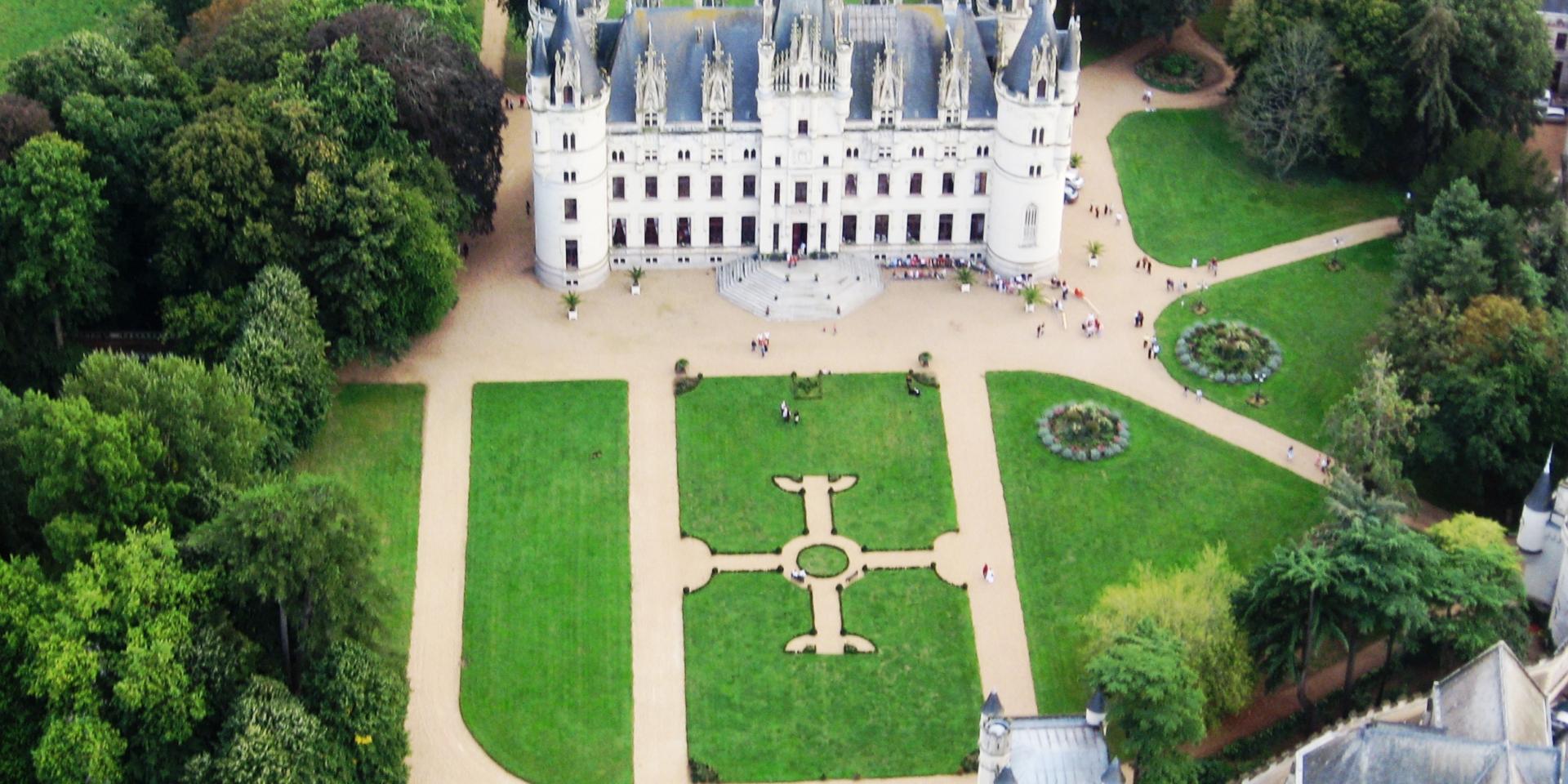 Le château de Challain-la-Potherie | Office de Tourisme de l'Anjou Bleu